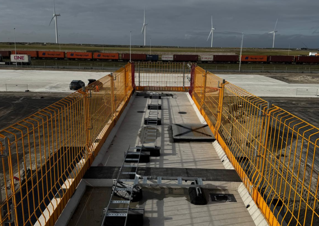 RWG container terminal - Maasvlakte - Avada Business